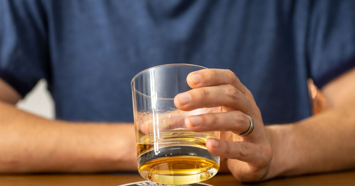 Does drinking alcohol really take away the blues? It's not what you ...